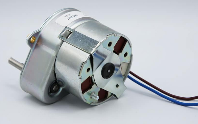 Synchronous vs. Asynchronous Motors - Rotalink